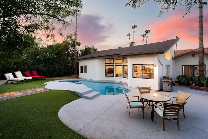 Heated Pool • Grill • Pool Table • Xbox • Family - Scottsdale, AZ