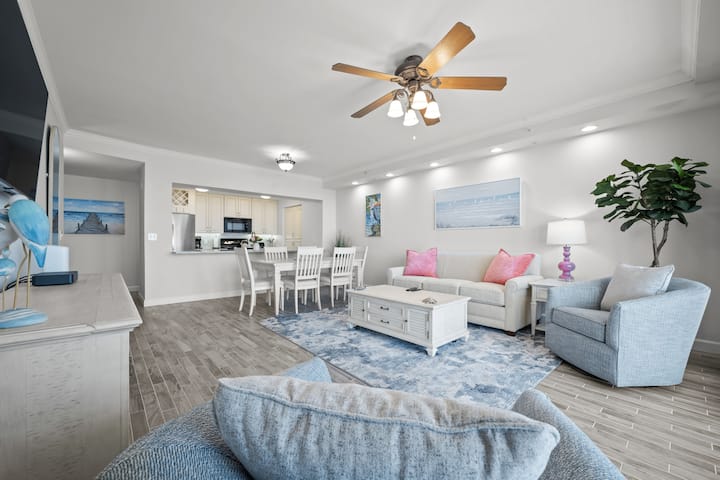 Ocean Escape Oceanfront Condo - Jacksonville Beach, FL