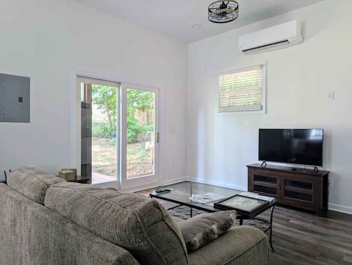 Private Cottage · Full Kitchen · 15 Min Clt - Charlotte, NC
