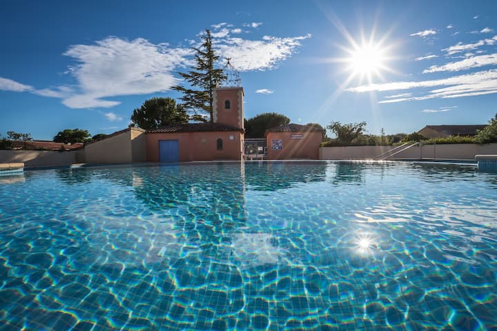 Maison Les Alpilles Piscine Et Parking Privé - Eyguières