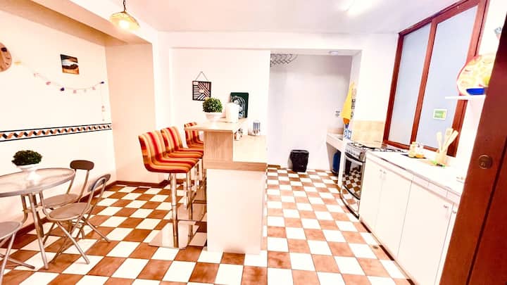 Javier Prado S. Isidro-s. Borja Hasta 10 Huéspedes - Lima