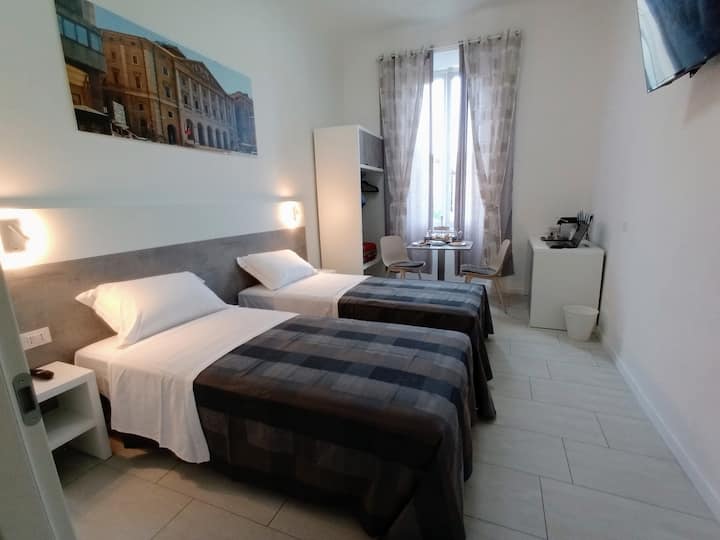 Camera Doppia/matrimoniale, Bagno Privato Esterno - Ancona