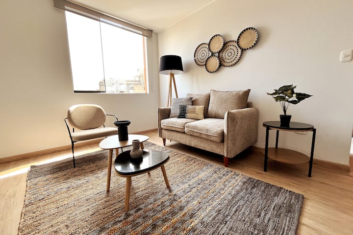 Flat 55 M2 En San Isidro (304) - Lima