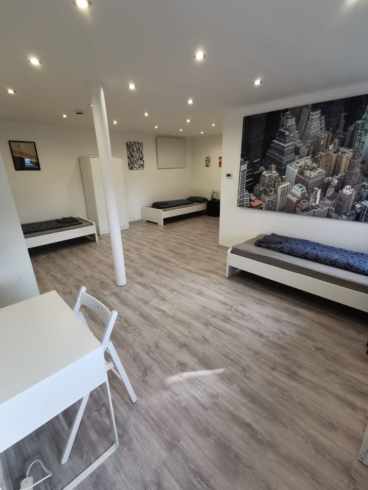 Aulendorf- Neue 3-zimmer Wohnung + Eigener Eingang - Wolfegg