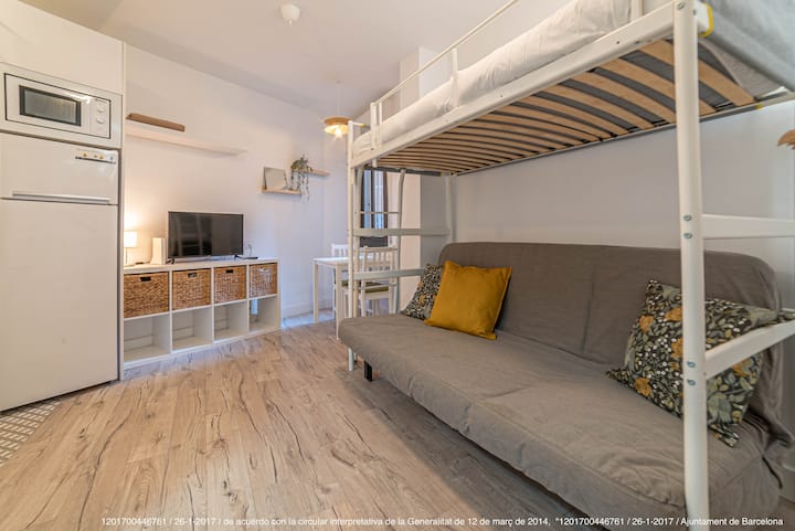 Studio 10 Min To City Center - Badalona