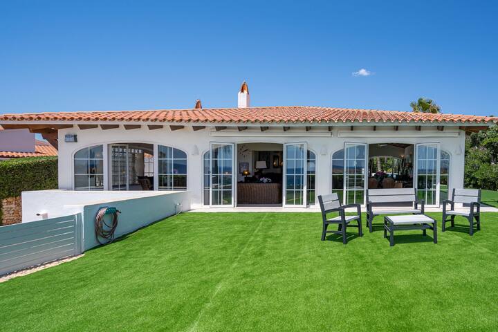 Sea Front Luxurious Villa & Pool - Binibeca