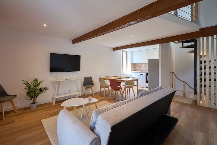 Le Rempart Harmonieux - Triplex Au Pied De La Cité - Carcassonne