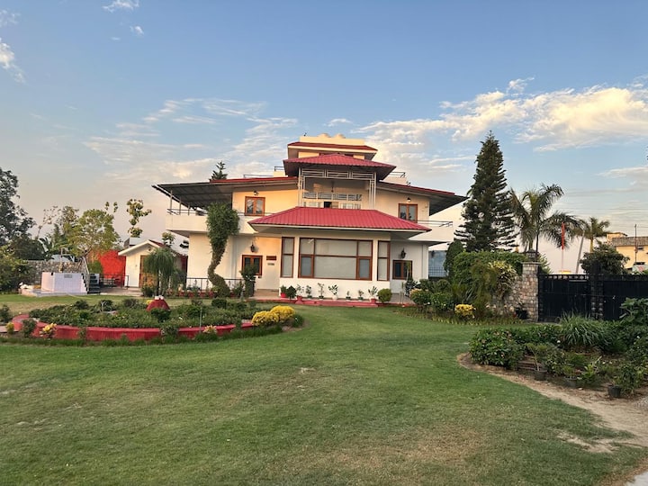 Farm Naturelle Villa & Resort - Ramnagar