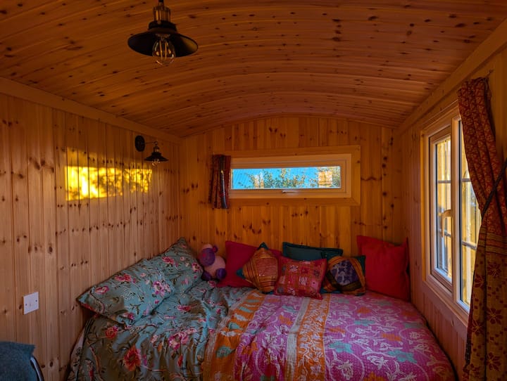 Sea Shepherd Hut - Scotland