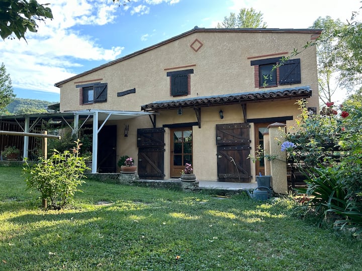 Gîte "La Grange" - Lac de Mondély