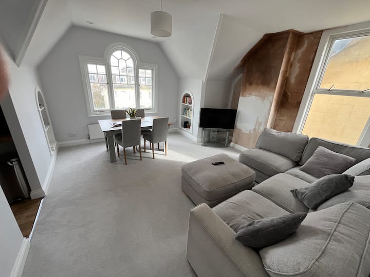 Comfy Double Room - Hove Beach - Hove