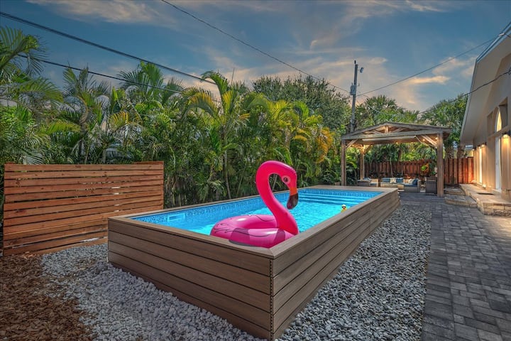 2 Min Beach | Heated Pool - Gameroom | 7 Bed | Bbq - Melbourne Beach, FL