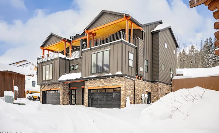 New Build In Winter Park - Available 11/16 - Winter Park, CO