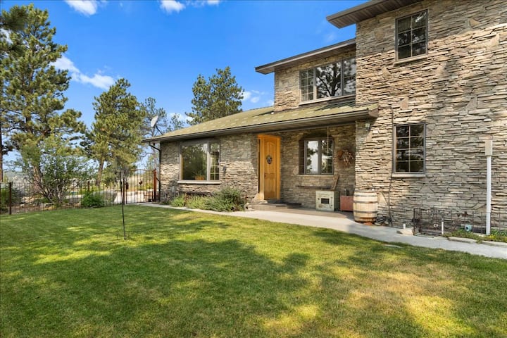 The Ridge Mountain Retreat - Montana