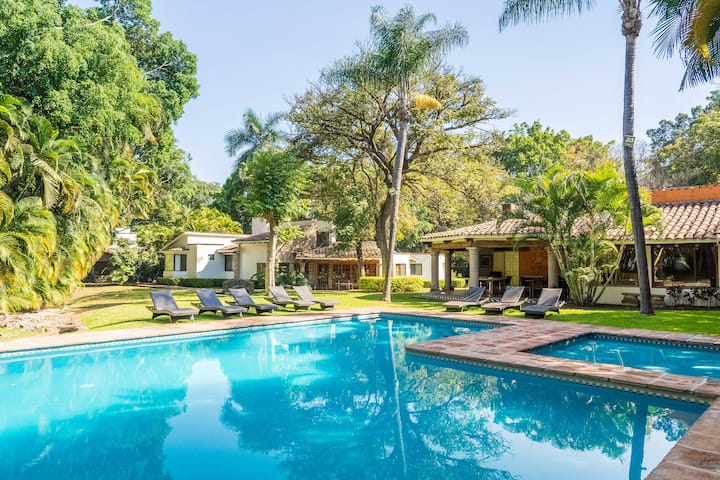 Condominio Exclusivo En Sumiya Cuernavaca! - Jiutepec