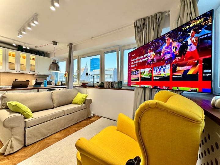 Silver Lux Wifi 1gbs 85'tv Oled Disney+ Netflix - Varsavia