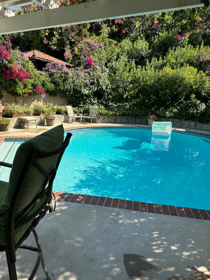 Private Poolside Retreat In Topanga - Calabasas, CA