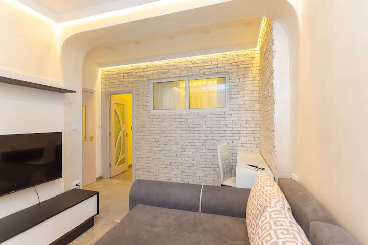 Central St Vitosha Apartment - Sofia