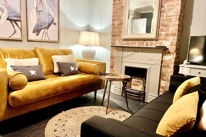 Charming Cottage Minute From Beach-newly Renovated - Herne Bay
