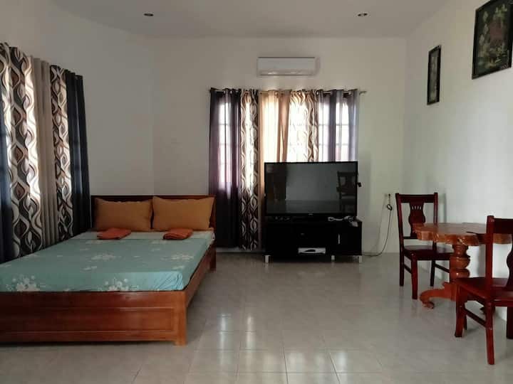 Michael's Apartment 2 - Moalboal