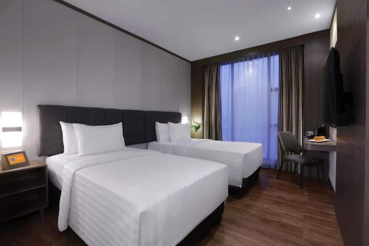 Nagoya Batam Center 5 Double Room Breakfast - Batam