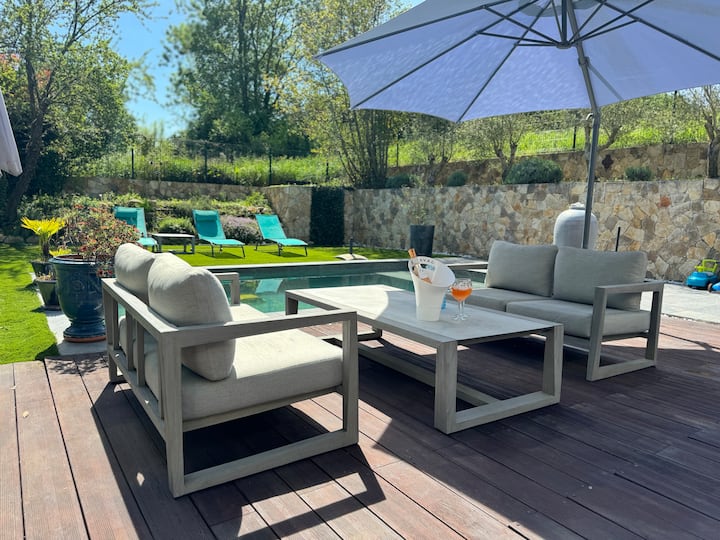 Modern 4 Bedroom Villa With Pool - Villeneuve-Loubet