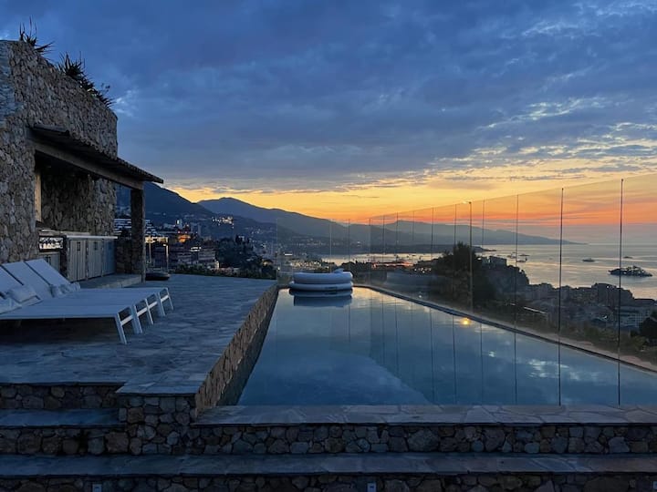 Villa 4 Ch à Cap D'ail (Monaco) - Beausoleil