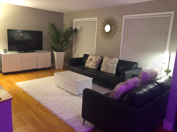 Luxury 3 Bedrooms In Aylmer - Kanata