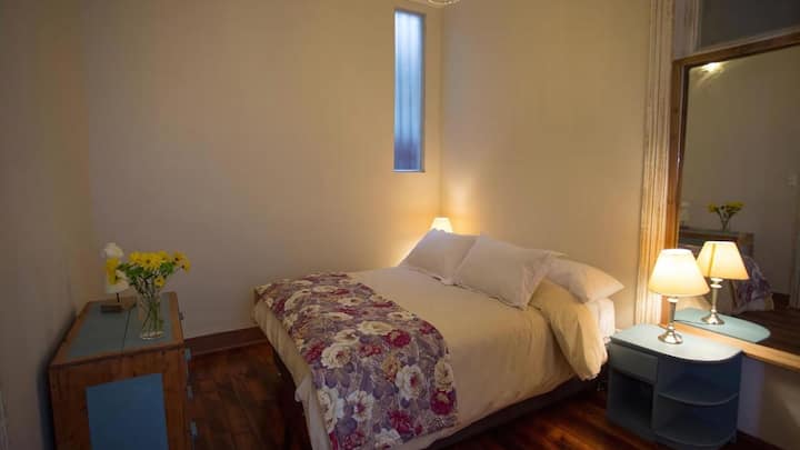 Linda Habitación, Baño Privado Externo Y Terraza - Valparaíso