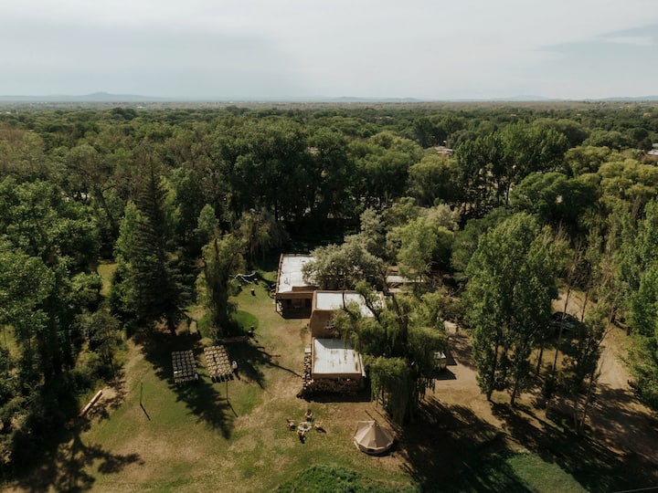 House Near Plaza, 3000 Sf, 3bd/4ba, 2 Acre Estate - Taos, NM