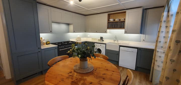 Old Malmsey, Deal  - Cosy Seaside Retreat - Deal