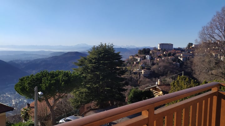 Brunate Scenic Balcony Above Como - Côme