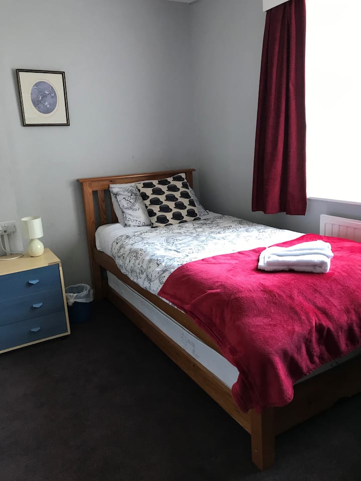 Standard Single Room - Newcastle - R4 - Paignton
