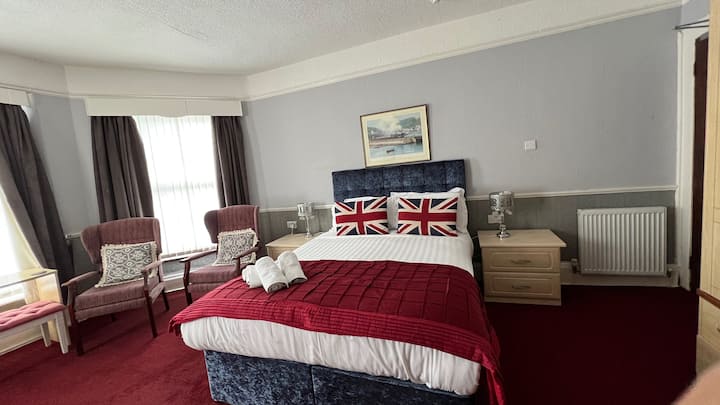 Honeymoon Room - Paddington Station - R6 - Paignton