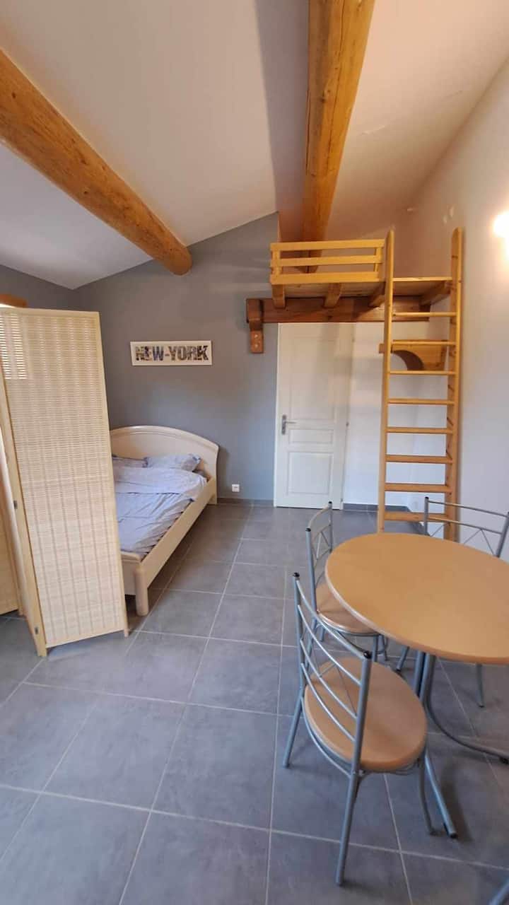 Studio Au Calme Avec Piscine - Anduze