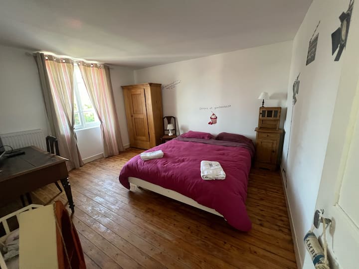 Chambre Avec Salle De Bain Privative - Cabourg