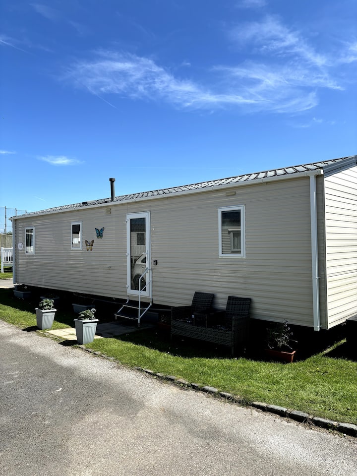 3 Bed 8 Berth Marine. Rhyl - Rhyl