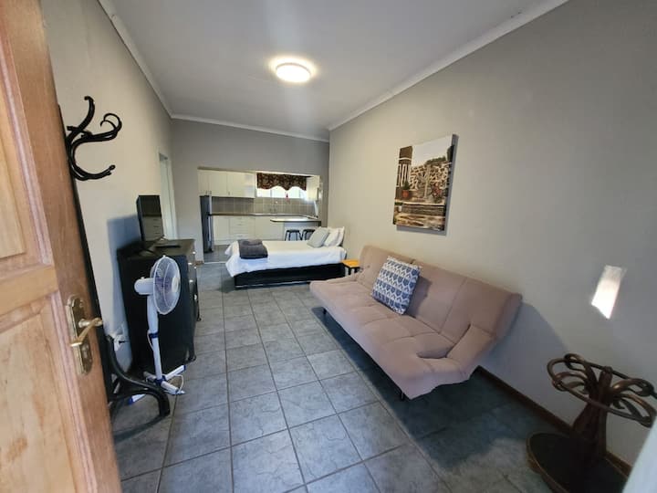 Inhimwe Guesthouse - Polokwane - Polokwane