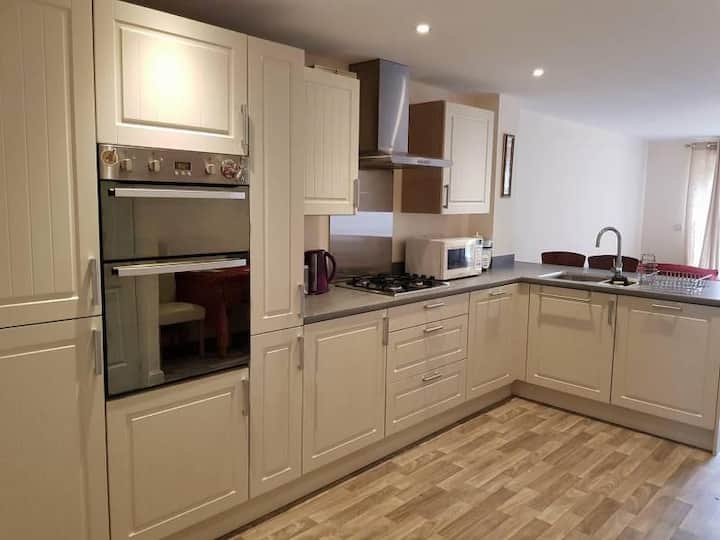 Private Accomodation Across The 2nd Floor! - Norwich