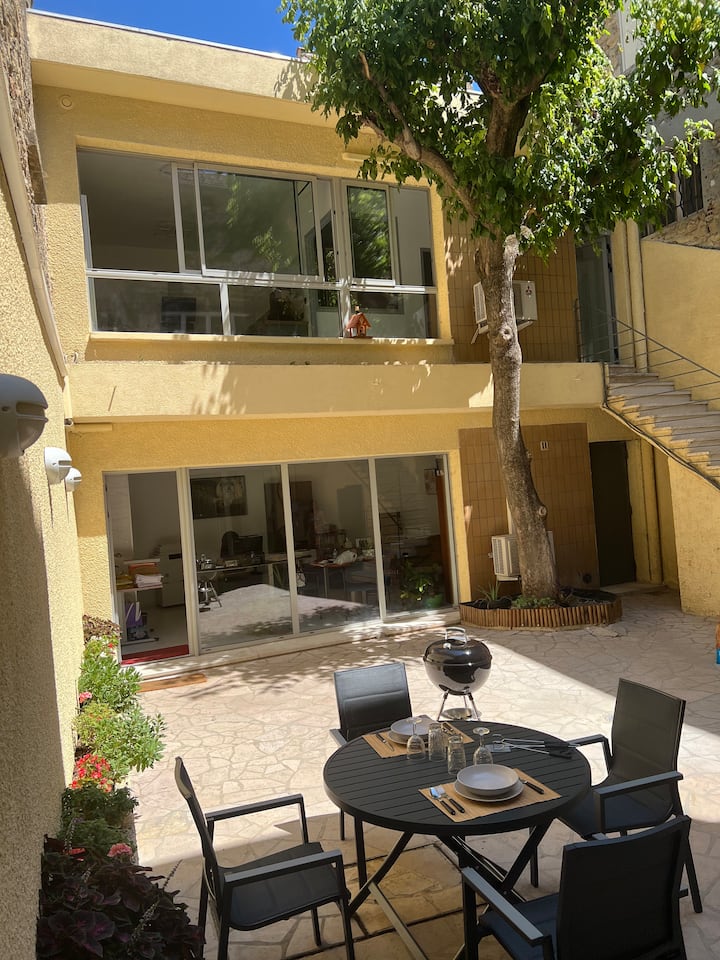 Appartement Avec Cour Intérieure - Salon-de-Provence
