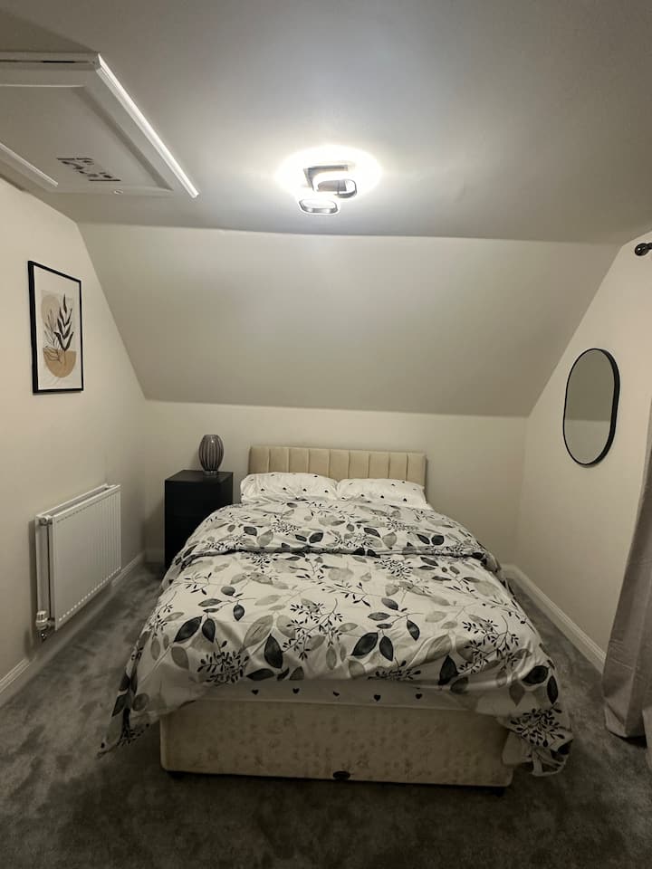 Cosy Double Bedroom - Norwich