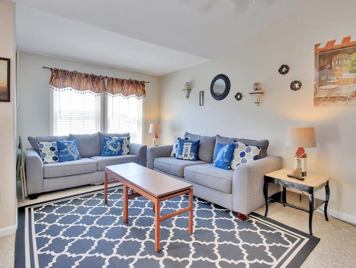 Townhouse With Shared Pool 4 Bed - Wildwood Crest, NJ