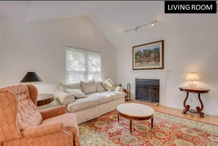 Masters Red Coral Cottage - Augusta, GA