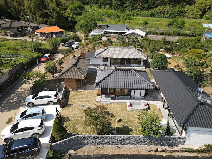 온수수영장을 갖춘 경남 고성 한옥풀빌라 <도아스테이> - 고성읍