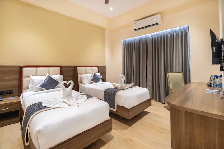 Monday Hotels Amalapuram Heights - Amalapuram