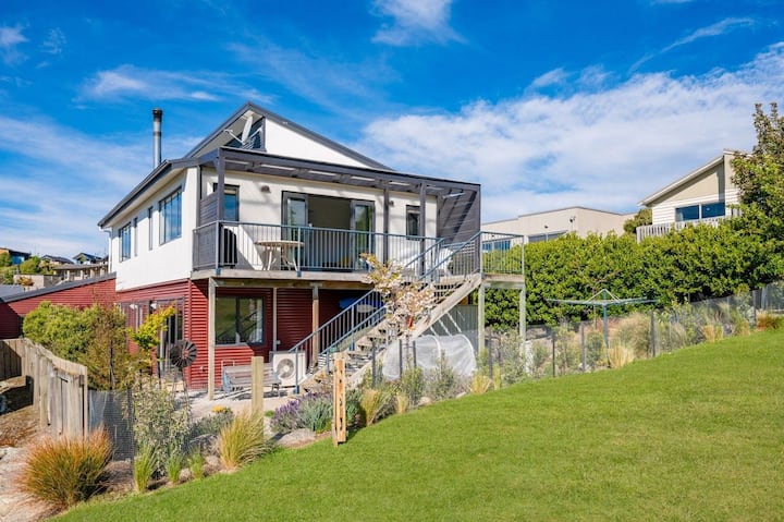 Big Room On 2nd Floor With Balcony - Wanaka