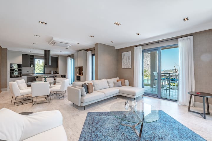 Luxurious Stay - Villa Luna - Göltürkbükü