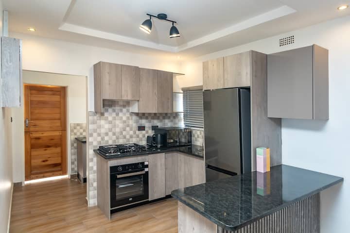 Banat Guest House - Harare