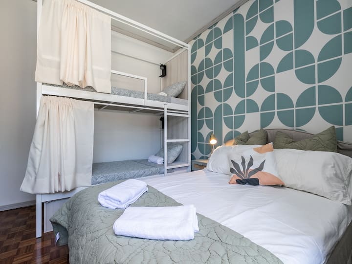 Walk In Hostel Faro Airport - Private Dormitory - Faro
