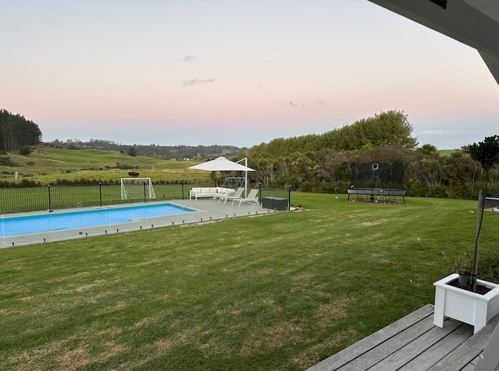 Family Paradise - Mangawhai